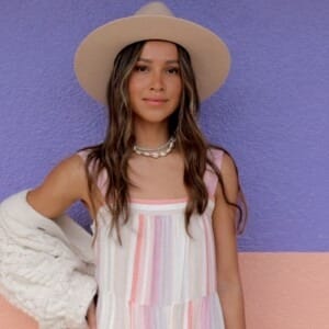 Julie Sariñana - MAM-e